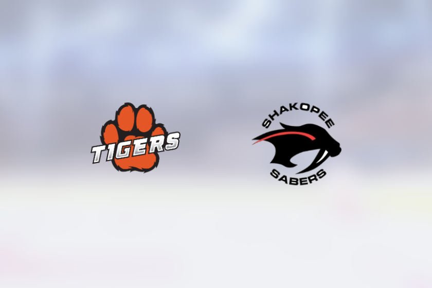 Cooper Siegert scores four in Shakopee Sabers win over Farmington ...