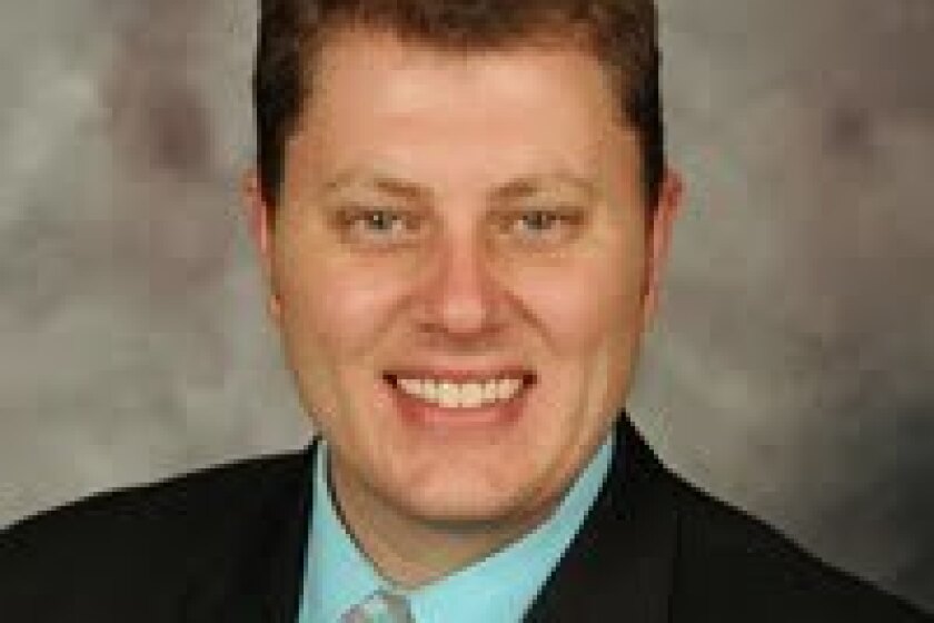 Detroit Lakes attorney charged with violating restraining order filed ...