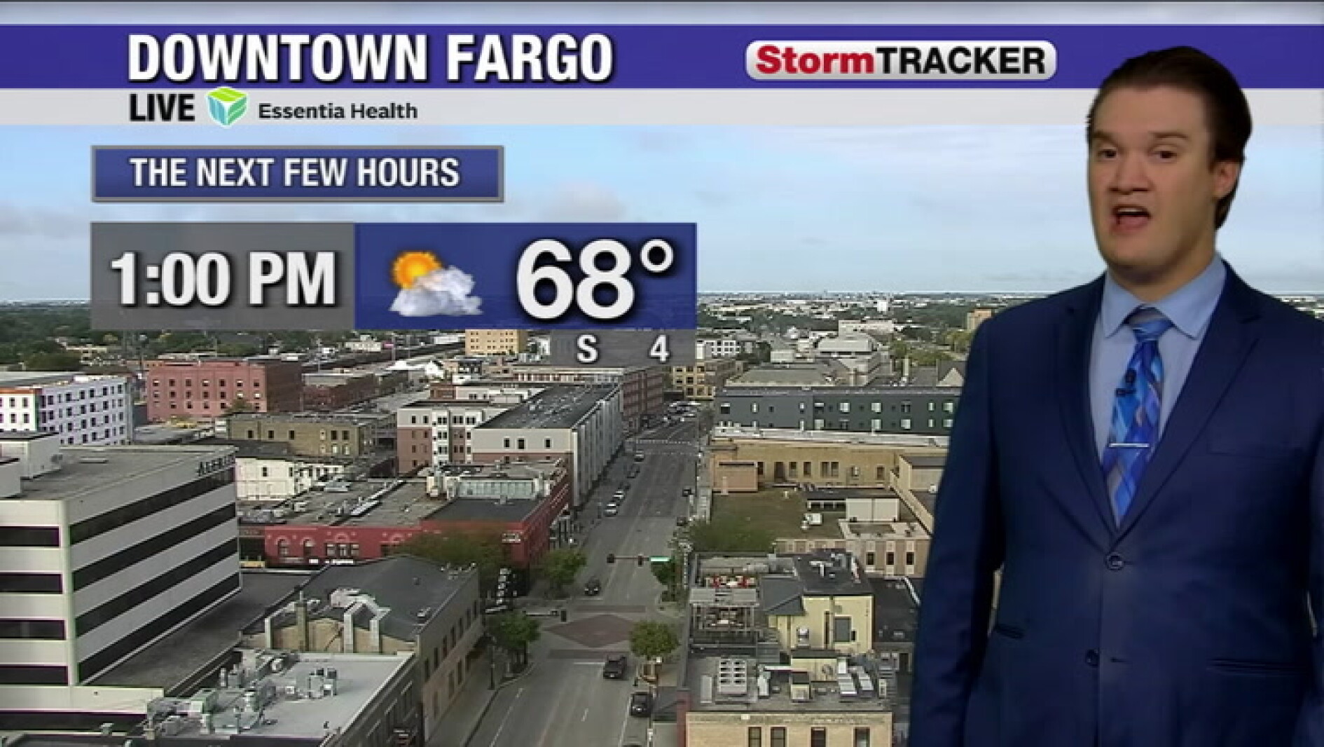 Clouds clearing out and temperatures warming to the 70s this afternoon ...