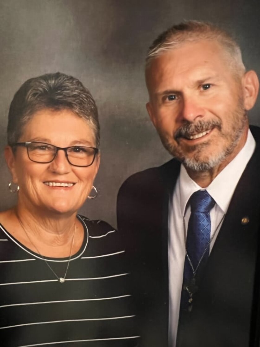 Robert and Karen Thom Celebrate 40th Anniversary - InForum | Fargo ...