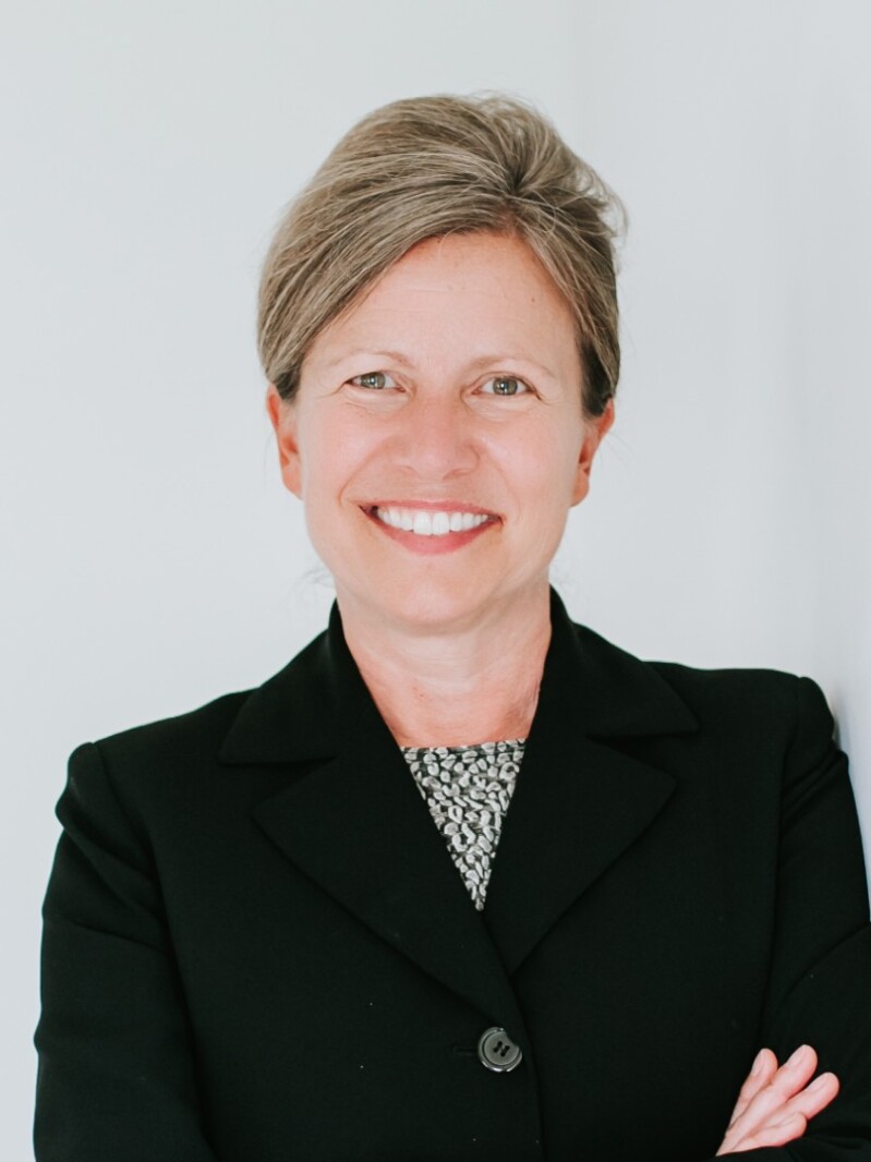 Robin Swanson is the Allebach Agent of the Year. - InForum | Fargo ...