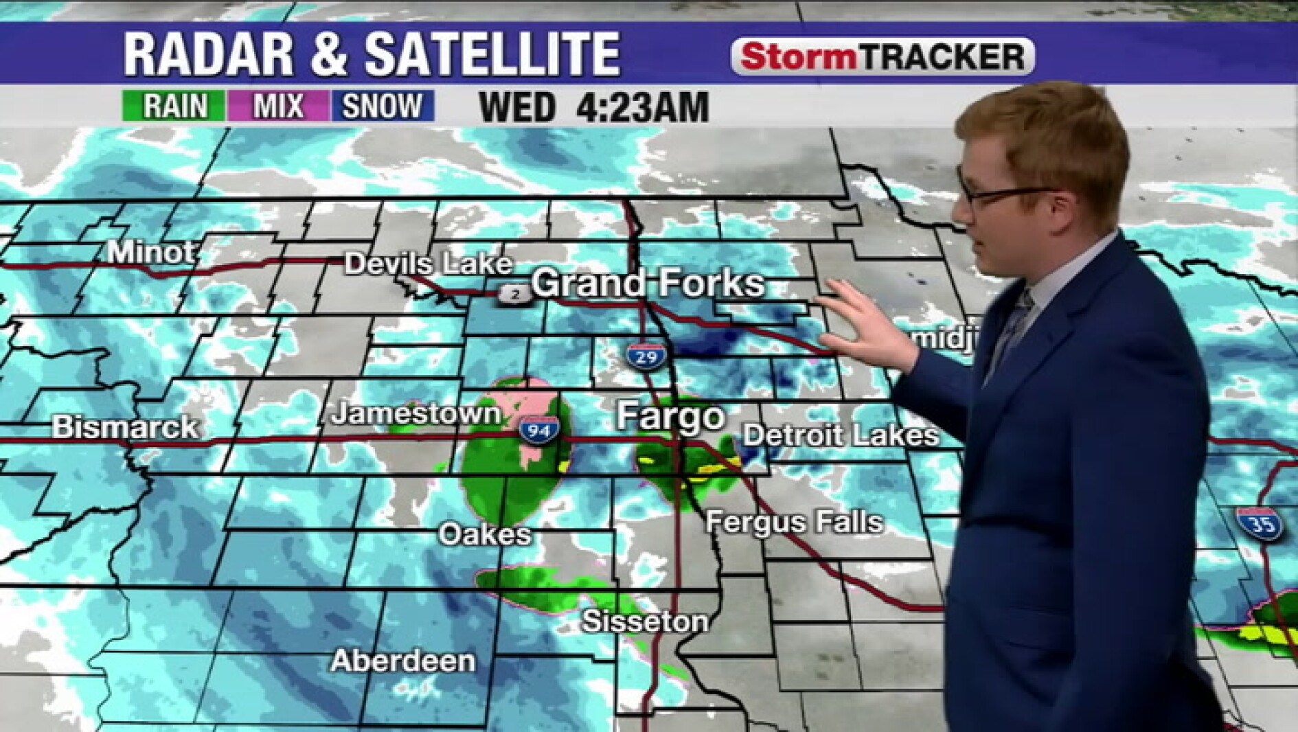 Snow continues to fall for the morning - Perham Focus | News, weather ...