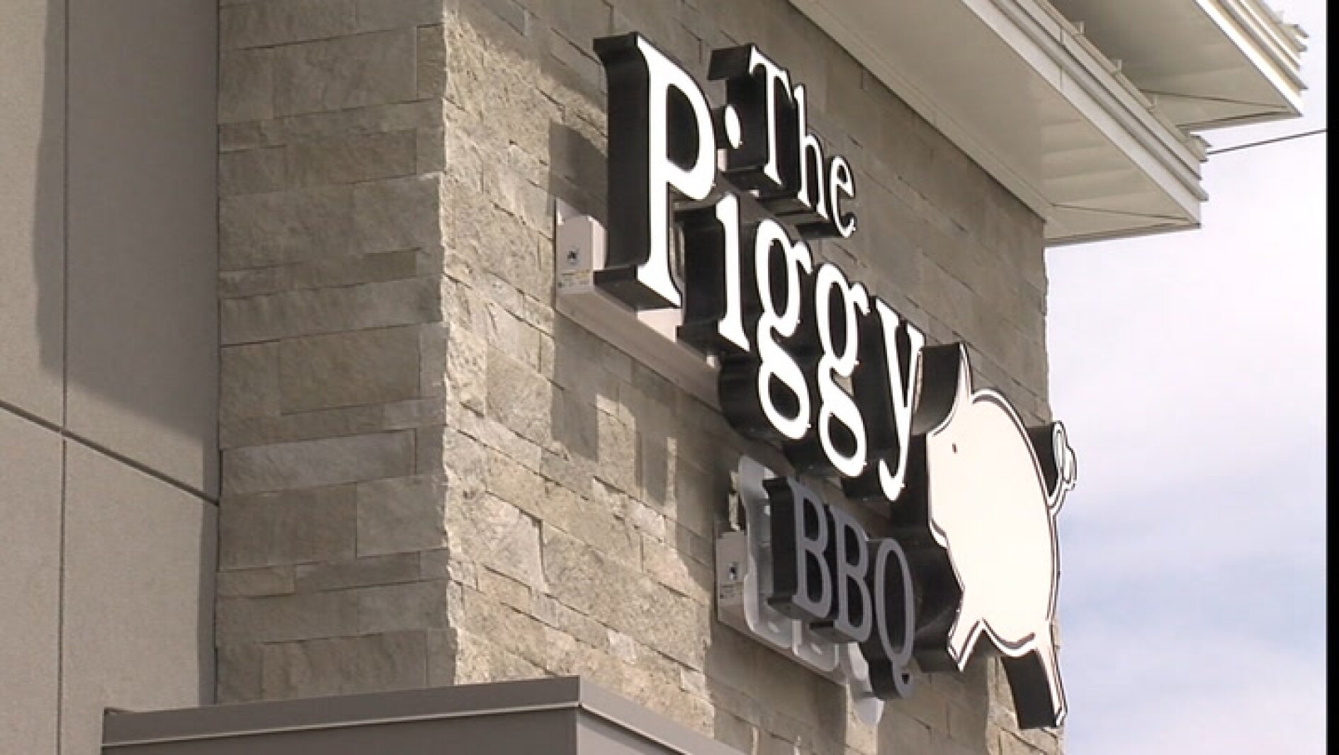 The Piggy BBQ opens location in West Fargo - InForum | Fargo, Moorhead ...