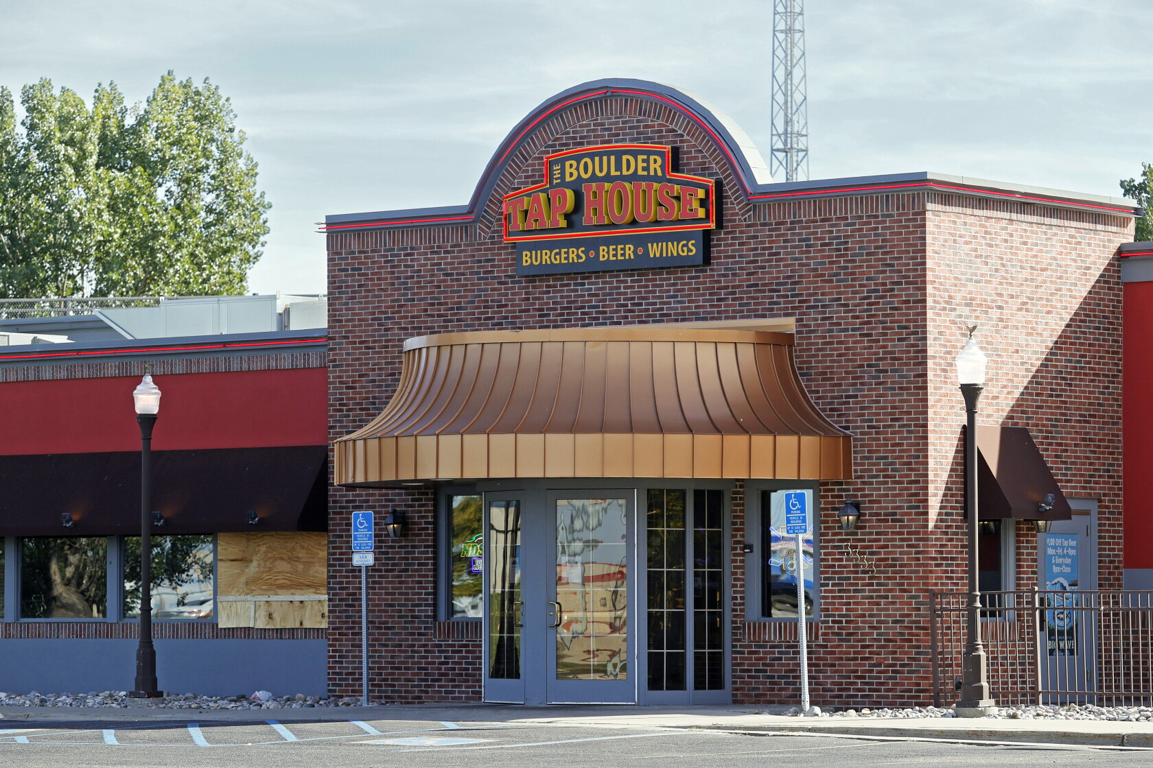 Ex employee Accused Of Starting Fire At Boulder Tap House In Moorhead ex-employee-accused-of-starting-fire-at-boulder-tap-house-in-moorhead