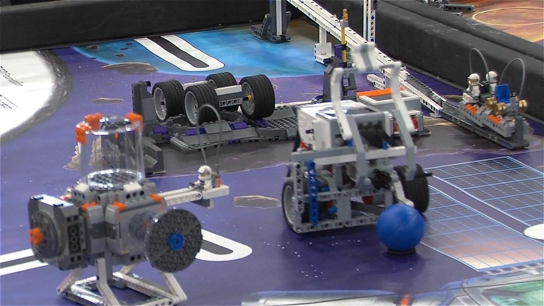 Science-loving students compete with LEGO robots - InForum | Fargo ...