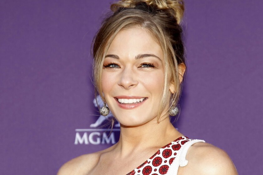 LeAnn Rimes sues over phone call; enters treatment - InForum | Fargo ...